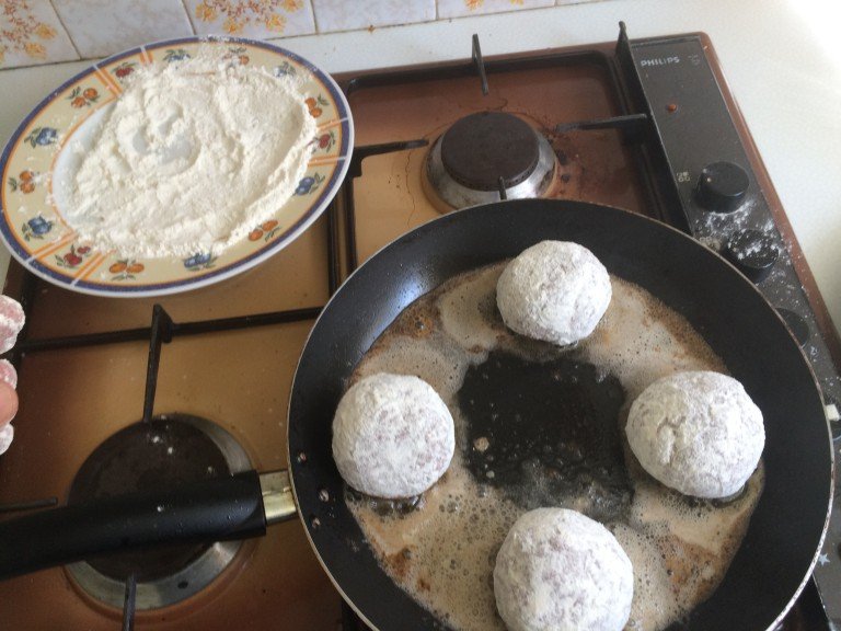 Recept Berenklauw satésaus - Berenhap, Berenpoot, Grizzly, Spoetnik.
